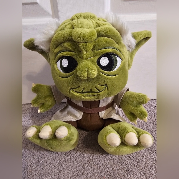 Disney | Toys | Disney Parks Star Wars Yoda Big Feet Plush Collectible ...